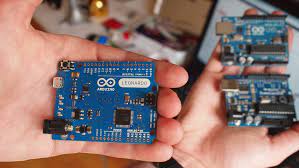 Arduino Communication with I2C Protocol | CourseVox | High-Tech E-Learning Platform